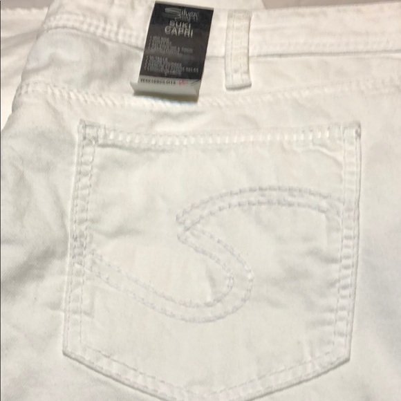 Silver Jeans | Pants & Jumpsuits | Silver Jeans White Capris | Poshmark